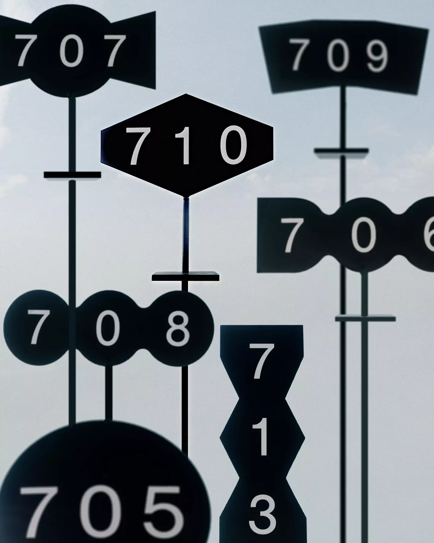 Lâgeri 7 - Signage by Role―Play